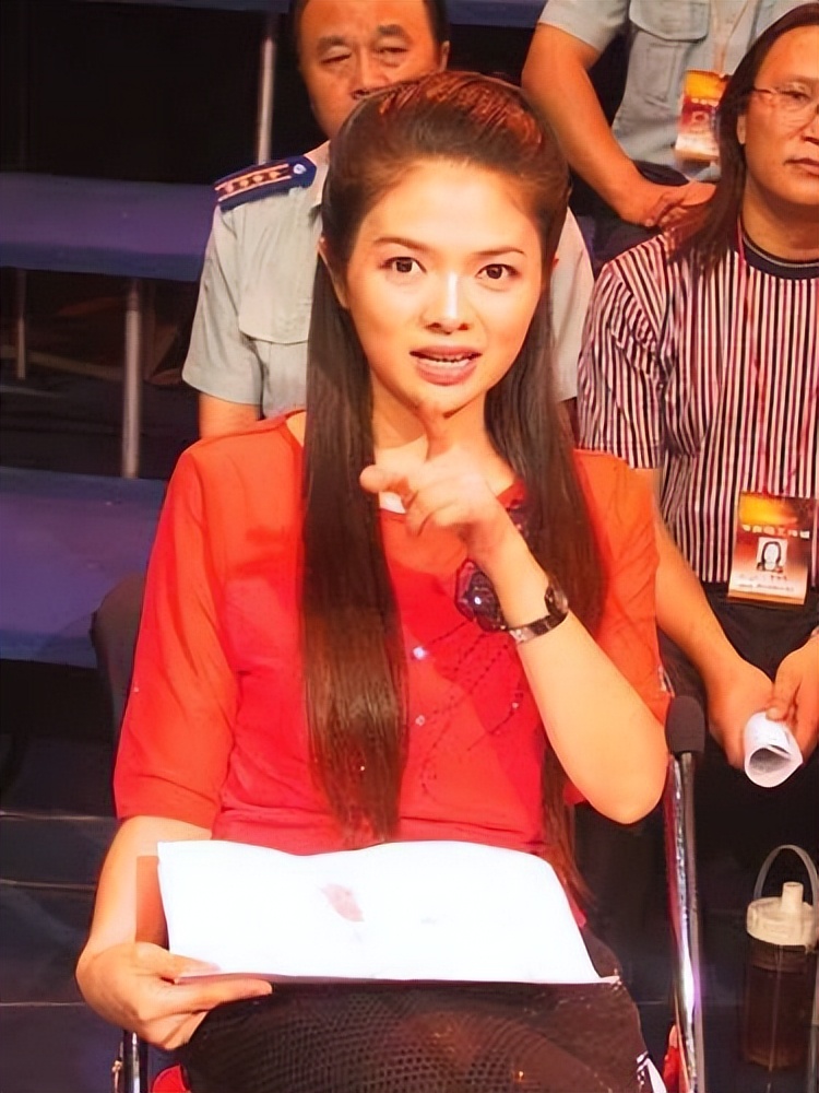 CCTV host Wen Qing: I didn't want to be a host to act, but disappeared ...