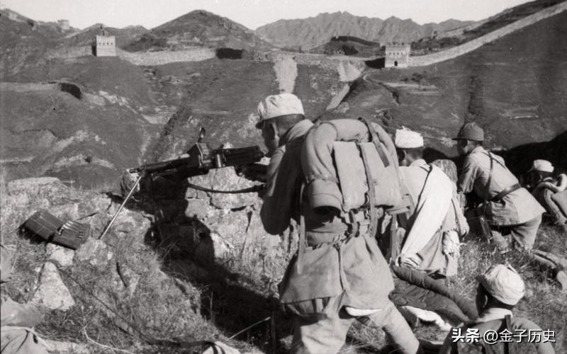 Lin Biao went to Lanzhou for inspection. Li Fuze was recognized by the ...