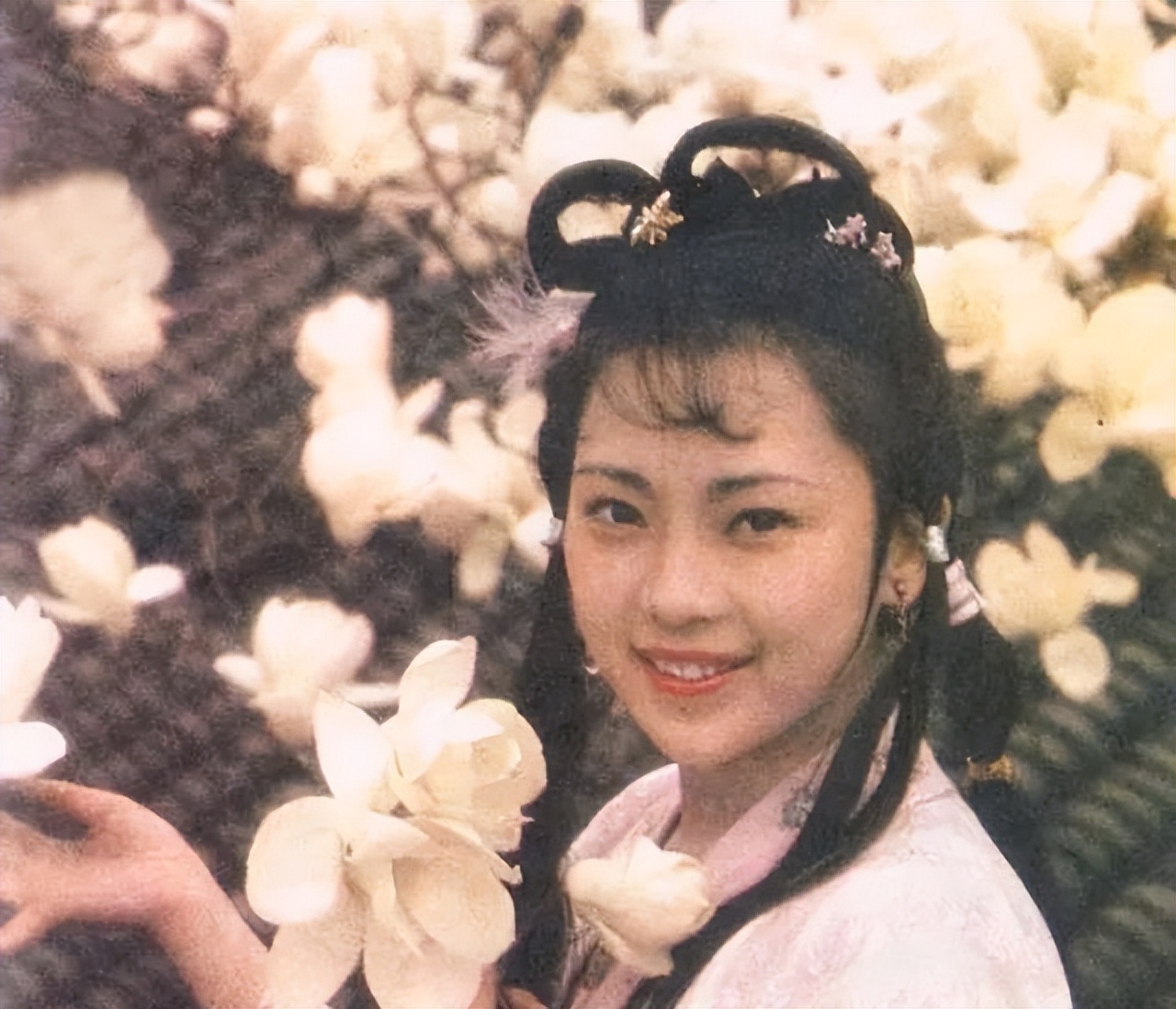 Both are Jet Li's own flesh and blood, Huang Qiuyan and Li Zhi's ...