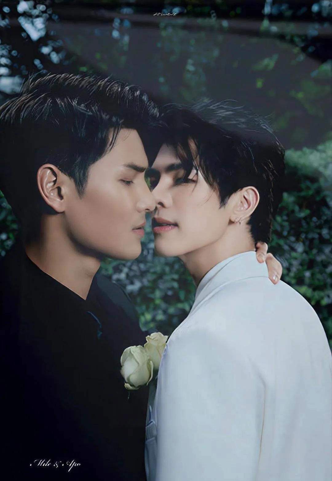 In and out of the play are the young master's "Zhang Zeyi" - iNEWS