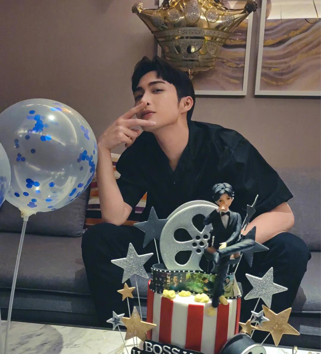 Little Gossip, Yi Yang Qianxi, Lin Gengxin, Lin Yanjun, Zhang Binbin ...