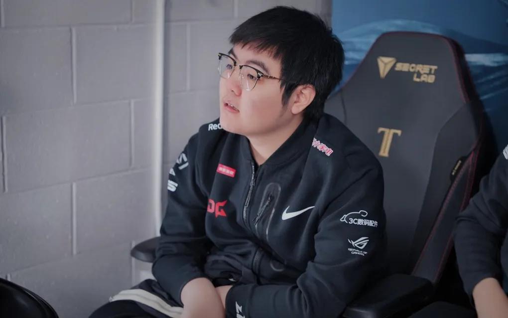 JDG最終也輸給了T1 - 資訊咖