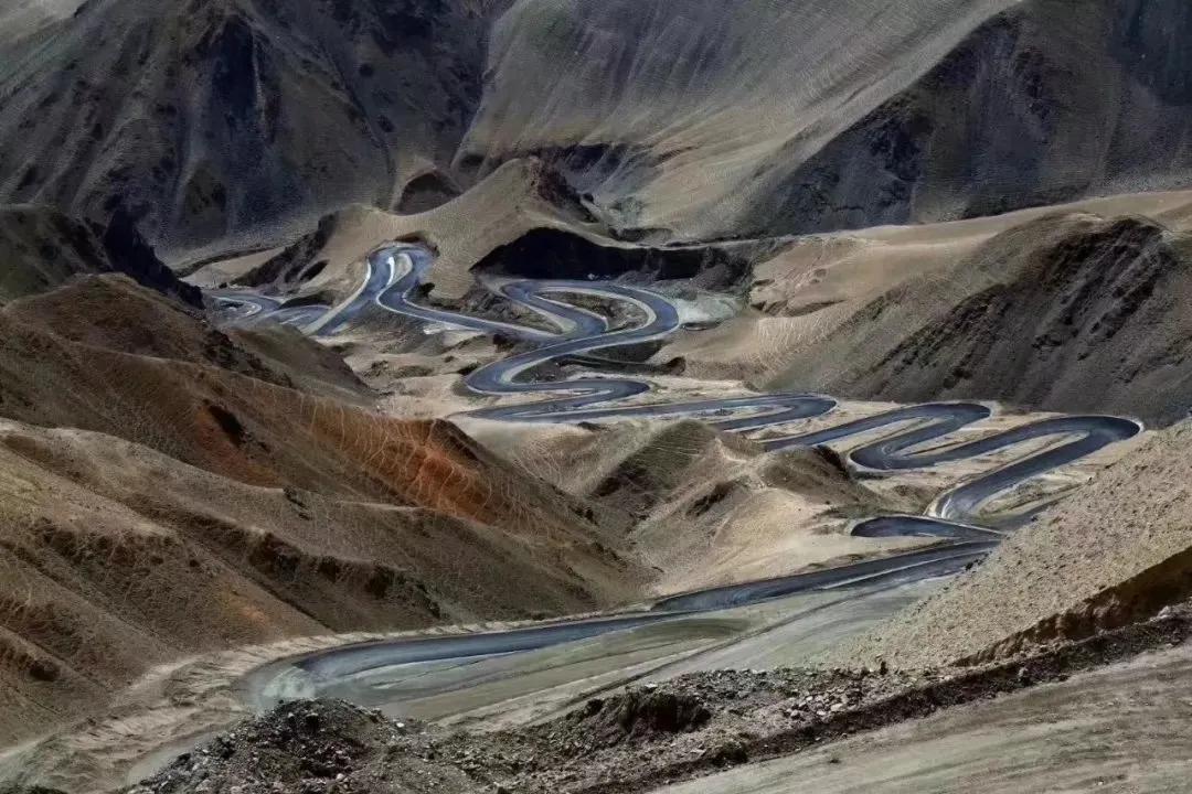 Trip to Xinjiang (8) - Panlong Ancient Road - iNEWS