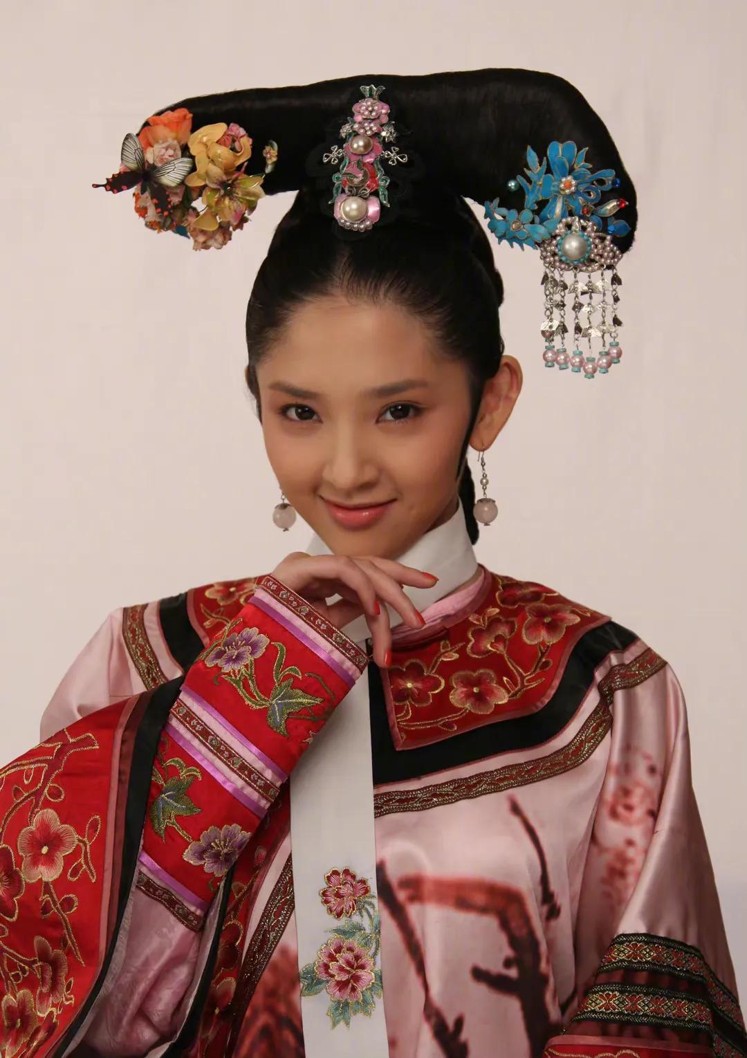 #Zhen Huan's makeup photo shows the character of each character # - iNEWS
