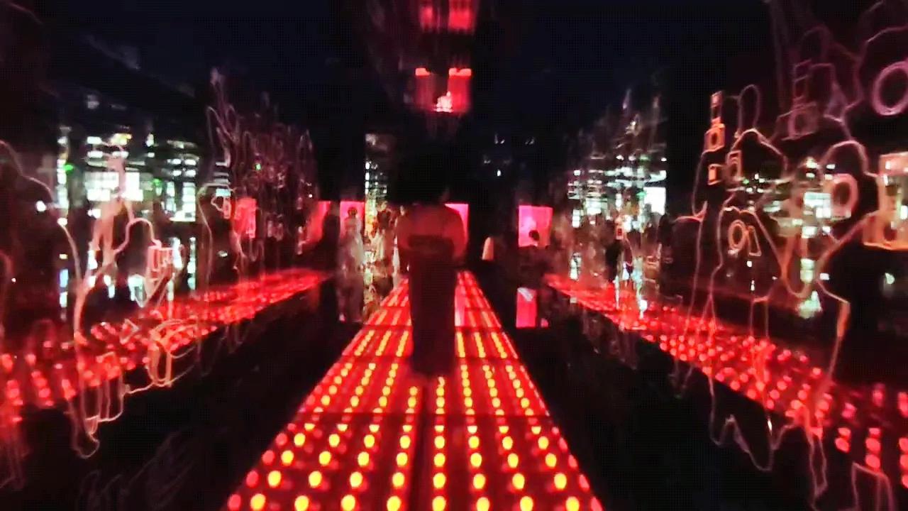 Through the combination of sound and light, the Shanghai Film Museum ...
