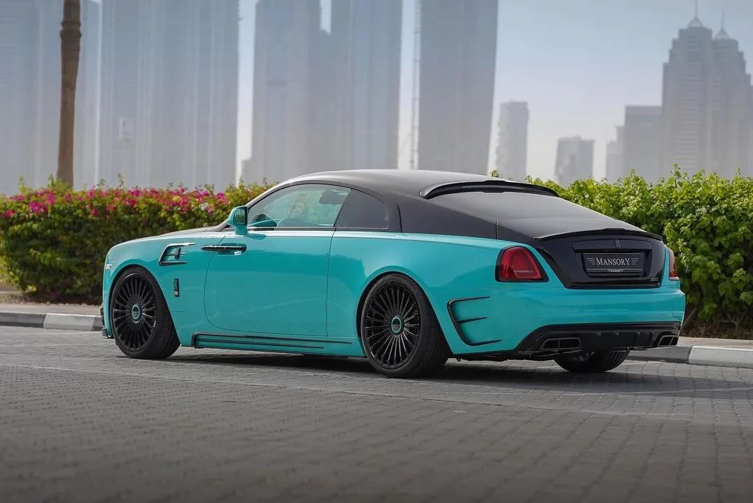 Super luxury coupe ceiling - MANSORY Maisha Rui makes Phantom more "goddess" style - iNEWS