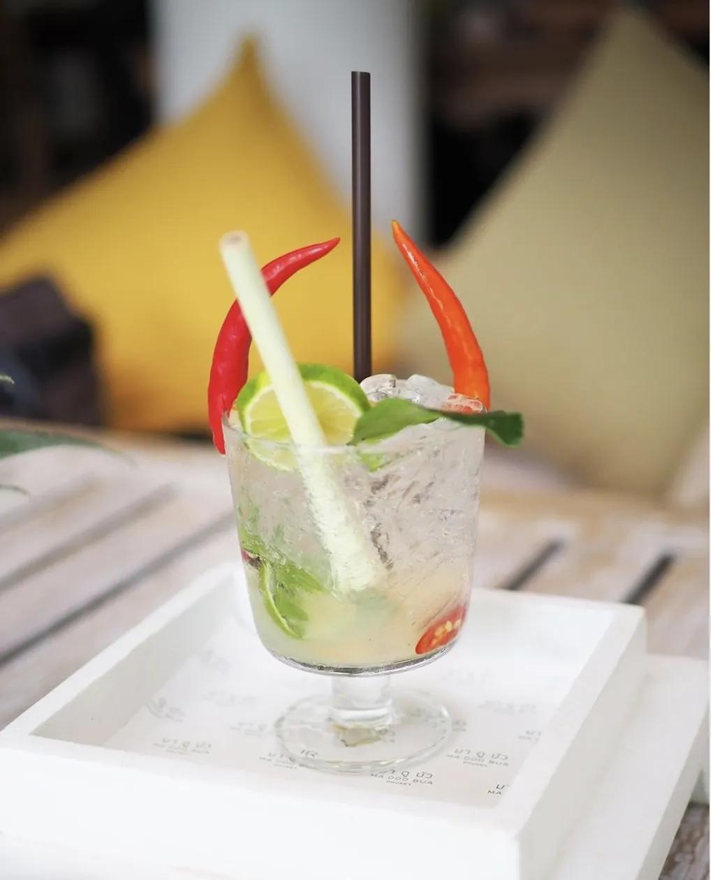 Bloom your gesture on the lotus Ma Doo Bua Phuket - iNEWS