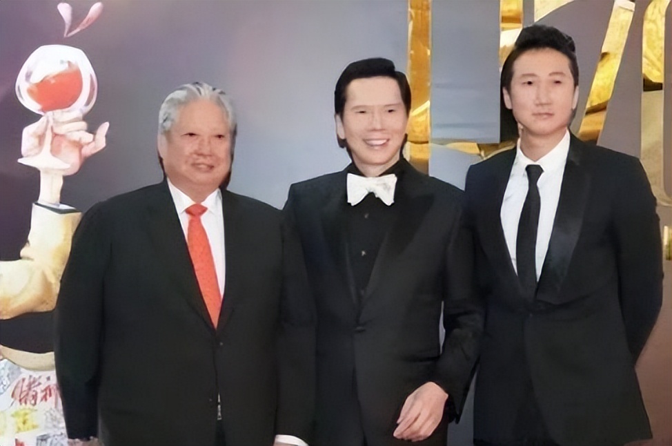 "One Hand Covers the Sky" Xiang Huaqiang: Support Andy Lau and turn ...