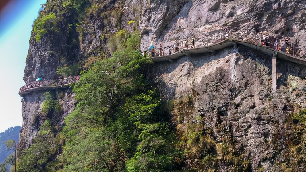 The unpopular 5A scenic spot in Pingnan, with dense forests and good ...