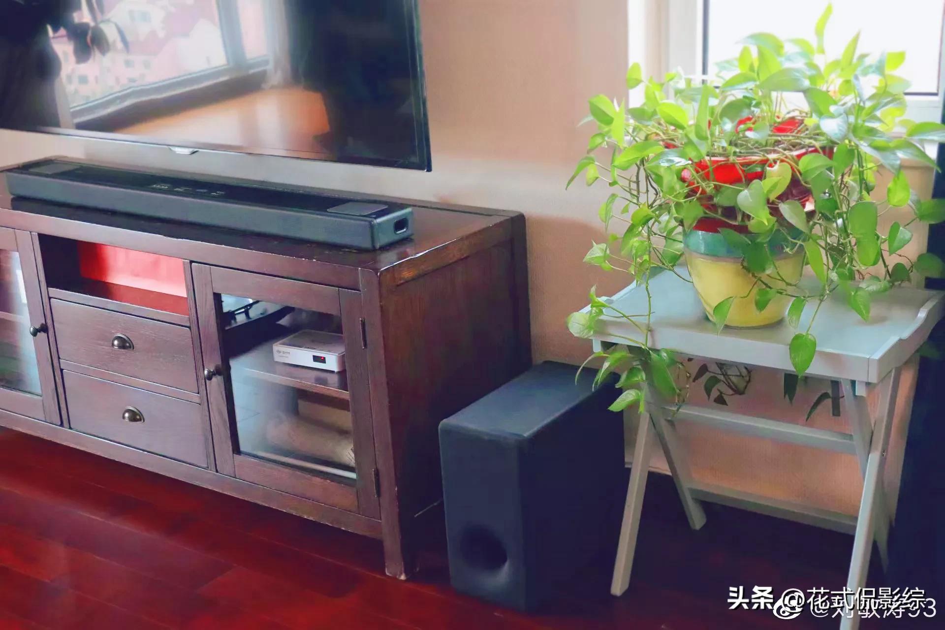 In the photos posted by Liu Mintao, the biggest highlight is actually ...