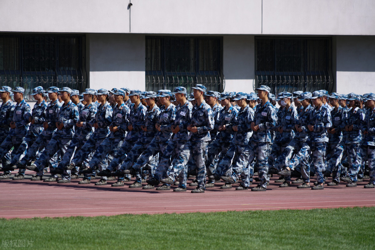 "Goose step" training - iMedia