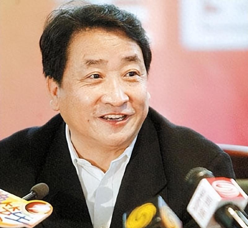 Jiang Kun's statue caused huge controversy and went against traditional ...