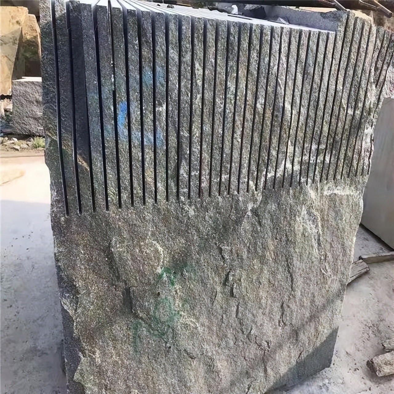 What are the good characteristics of Beida Qing Stone? - iNEWS