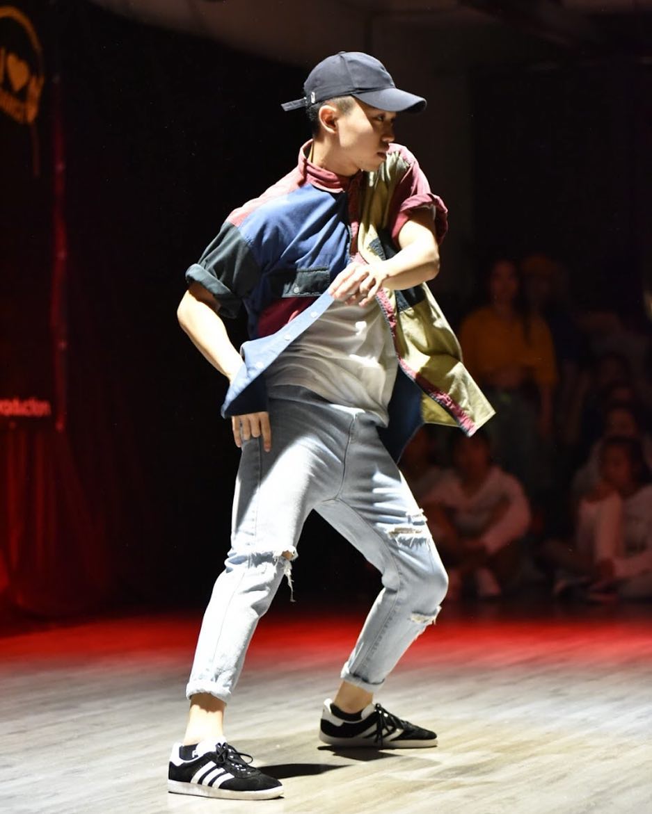 Boy group dancer Ah Mo is finally free from respirator after 3 ...