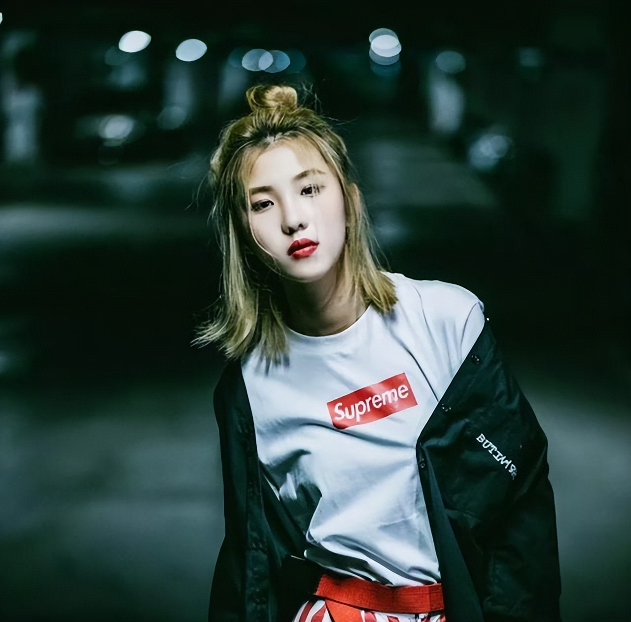 From a giant baby to an independent woman, Liu Siqi's path of ...