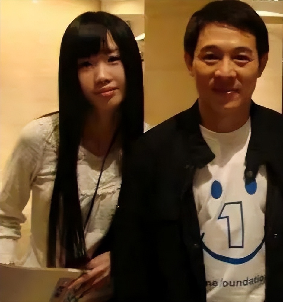 Li Lianjie's eldest daughter Li Si, the father did not raise her sister ...