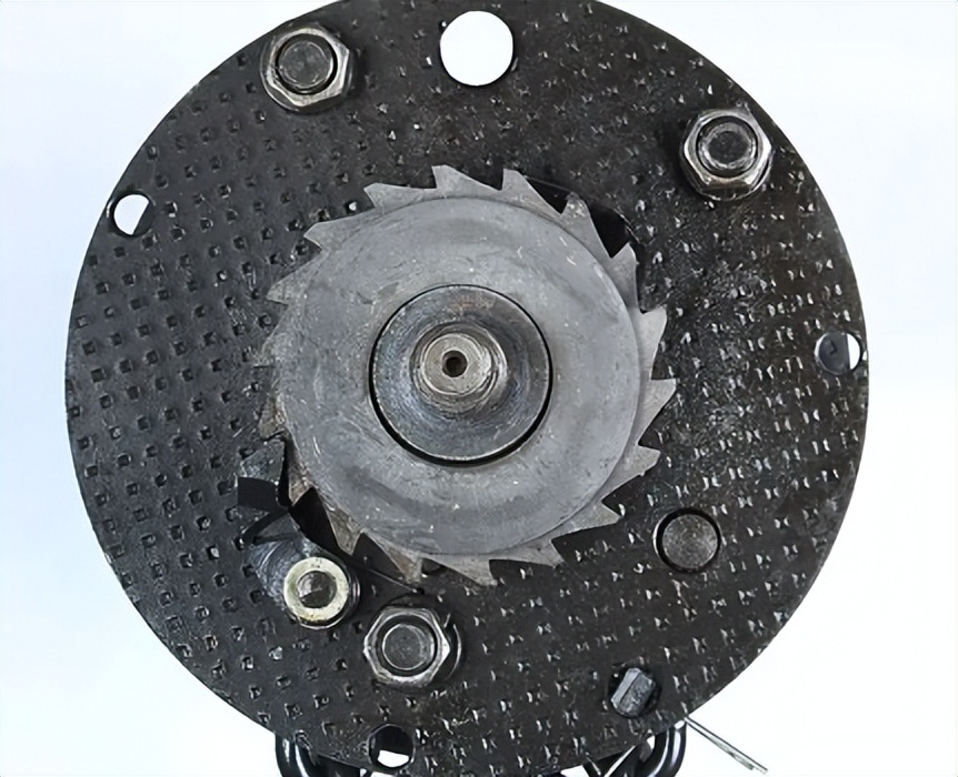 How to check the brake system of chain hoists - iNEWS