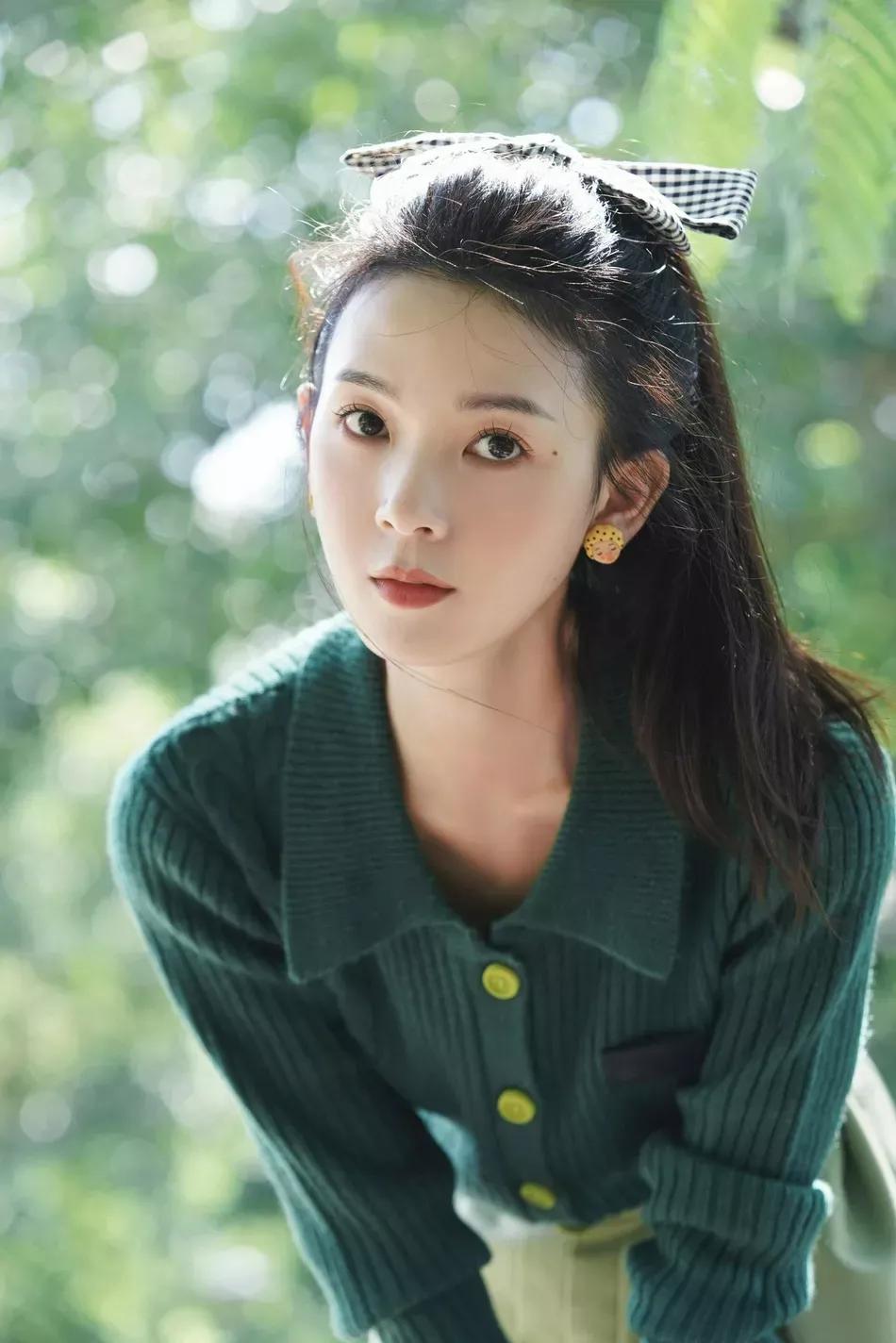 Pure and lovely Chen Yao - iNEWS