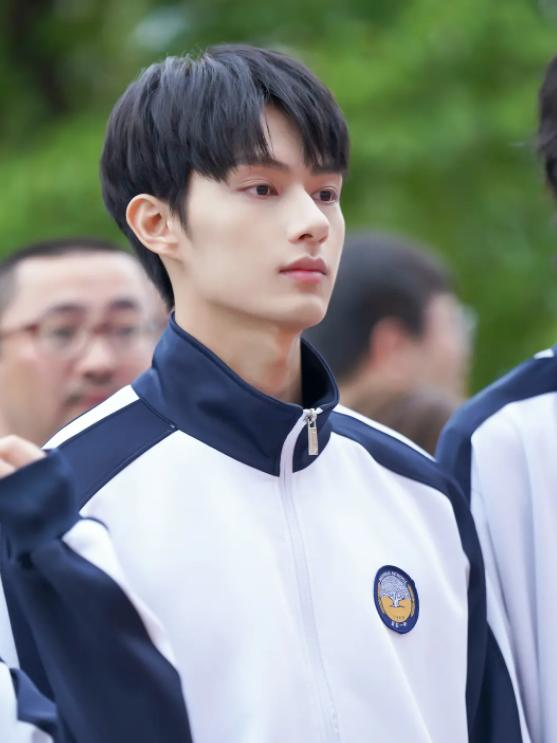 Re, who was watched "Exclusive Fairy Tale" by Wen Junhui and the ...