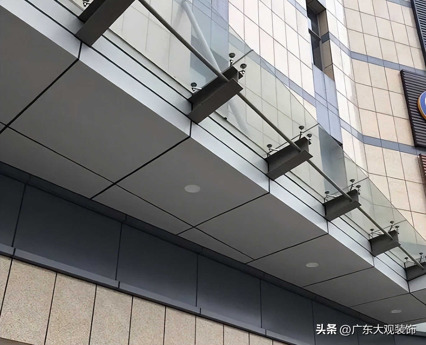 Construction technology of aluminum composite panel ceiling - iNEWS