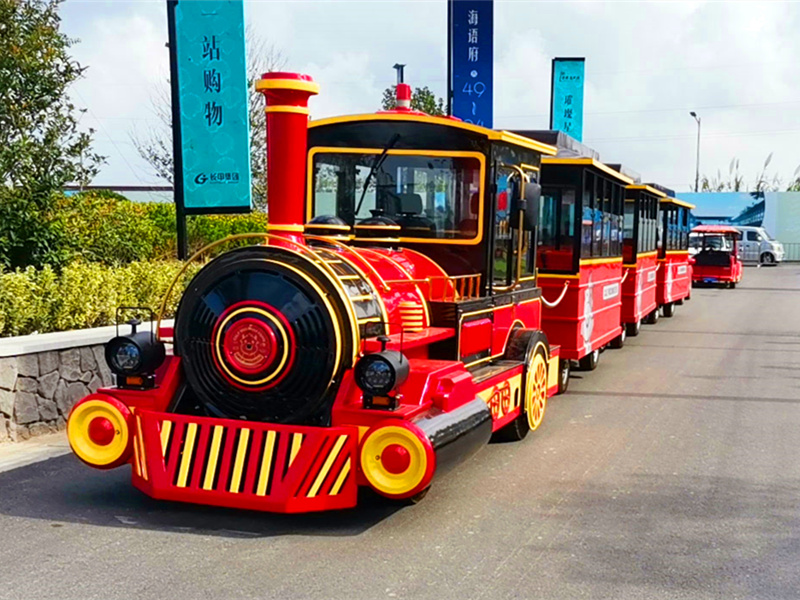 Children's track train is a good parent-child amusement project - iNEWS