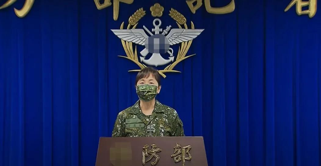 The captain of Taiwan marveled at the huge gap between the warships on ...