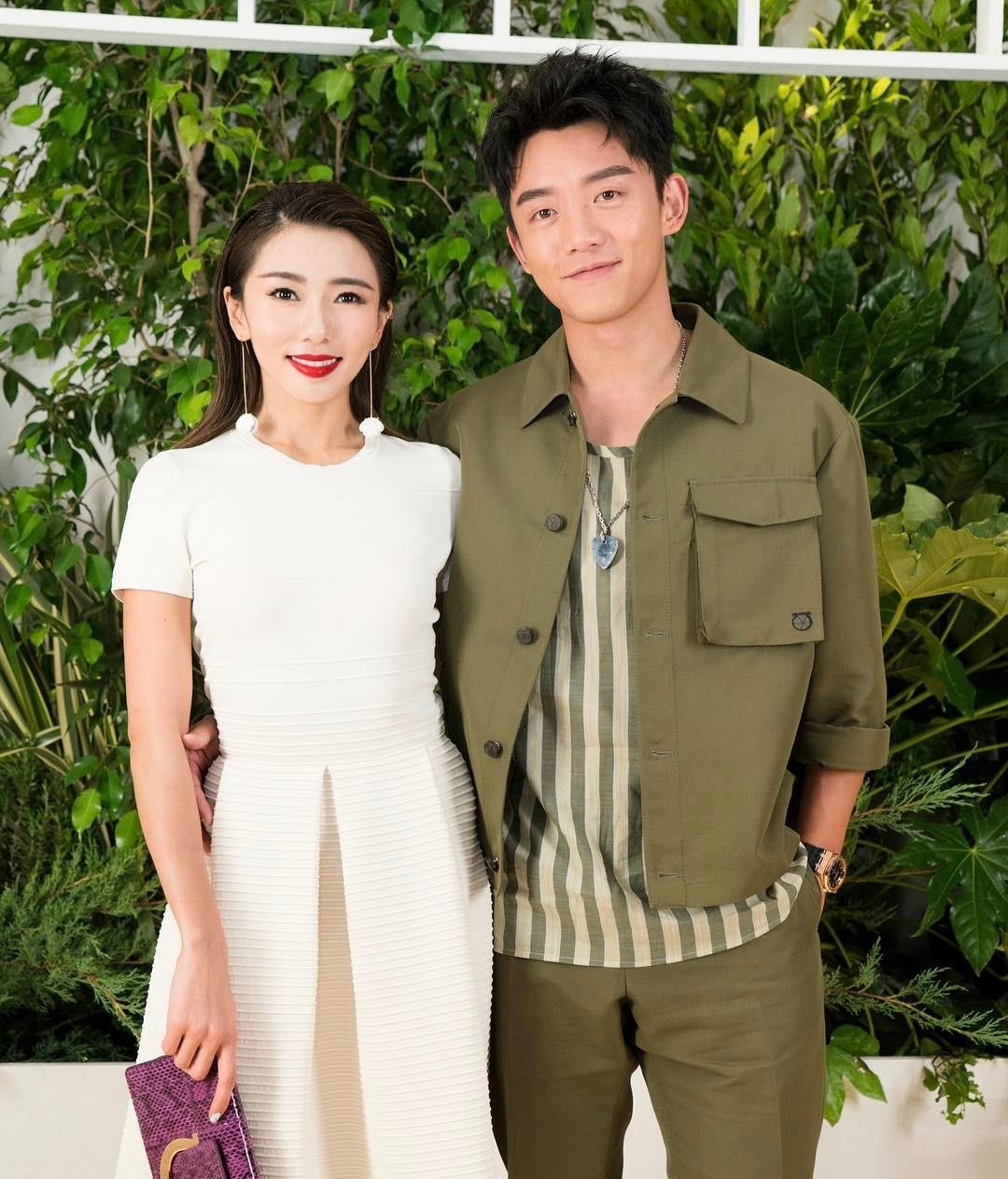 Cheng Xiaoyue is officially announced as a mother! Posting photos of children and announcing ...