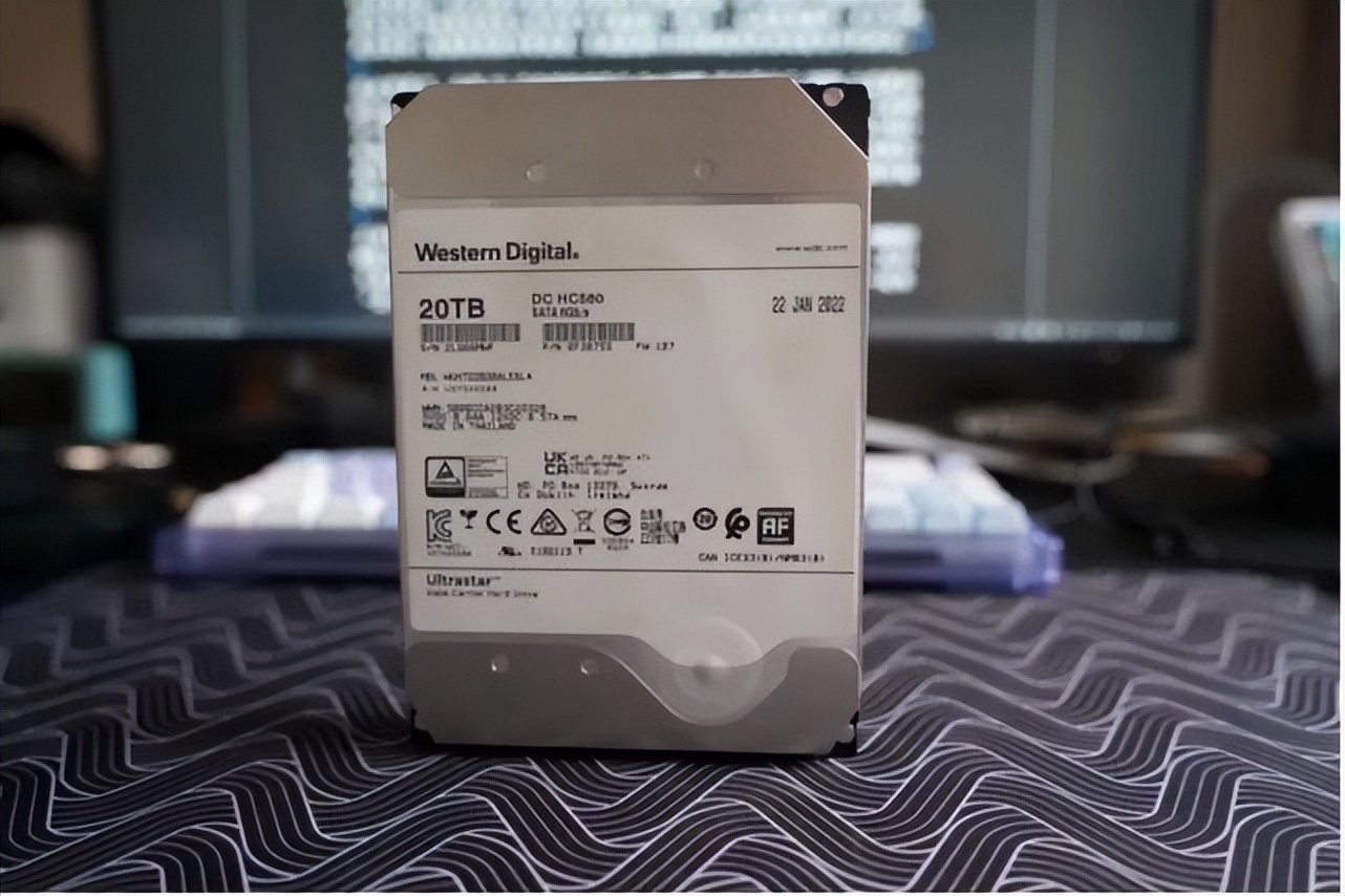 Under the "blessing" of OptiNAND technology, what is the performance of Western Digital's 20TB ...