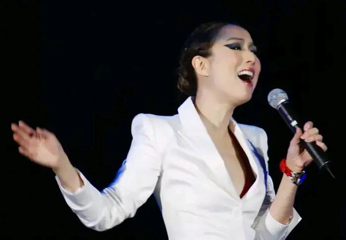 Which singers in the Chinese music scene in the past 30 years can be ...