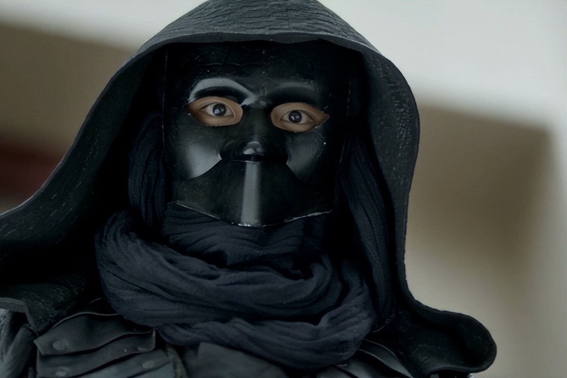 Trapped actors to the point of eating stinky meat! How chaotic the ...