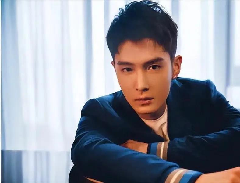 Red is faster and cooler is faster! These stars "play a good hand and ...