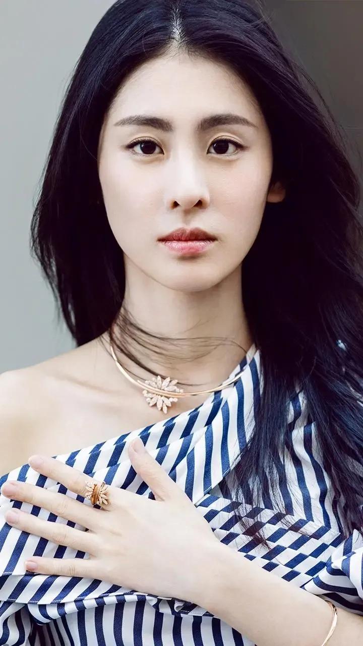 Zhang Bichen wallpaper - iNEWS