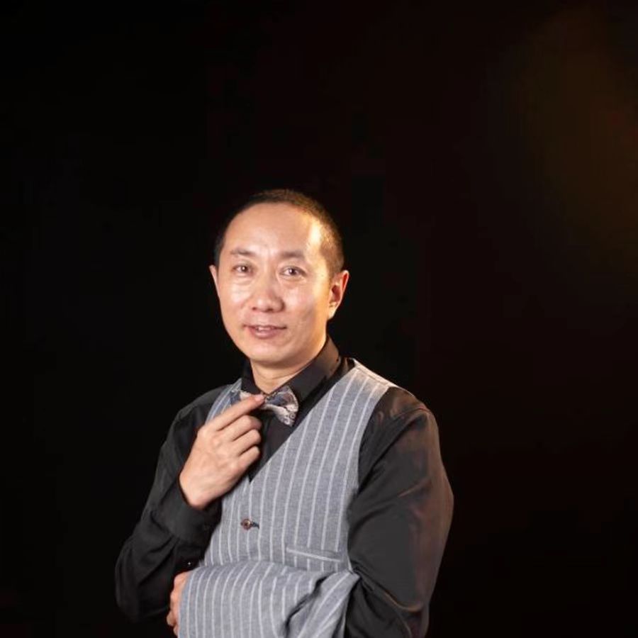 Chinese singer Song Zhigang released a magical sad emotional song ...