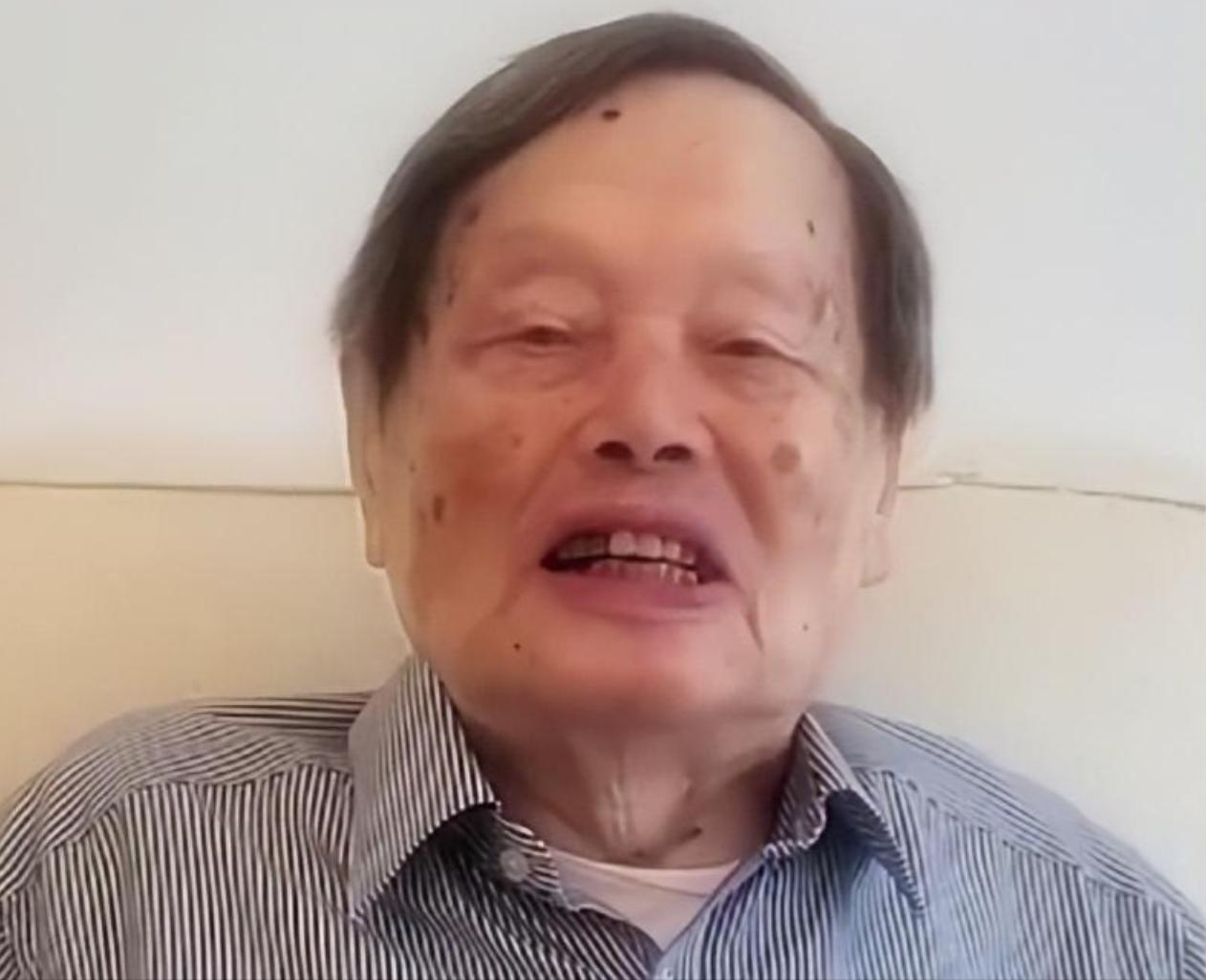 A recent photo of 101-year-old Yang Zhenning was exposed, his face was ...