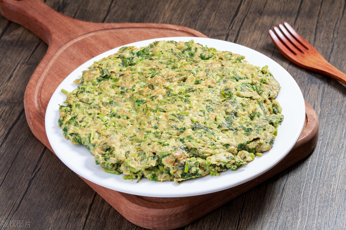 Fragrant and attractive spring wild vegetables, hot and cold dishes are ...