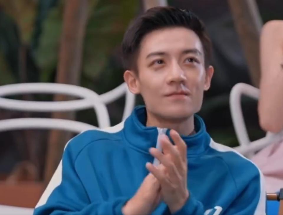 Gillian is praised for wearing ancient costumes, showing off her looks ...