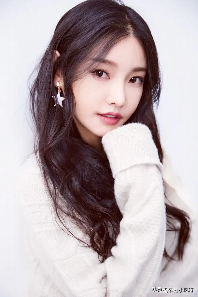 Share pictures - Temperament Goddess Tong Fei - iMedia