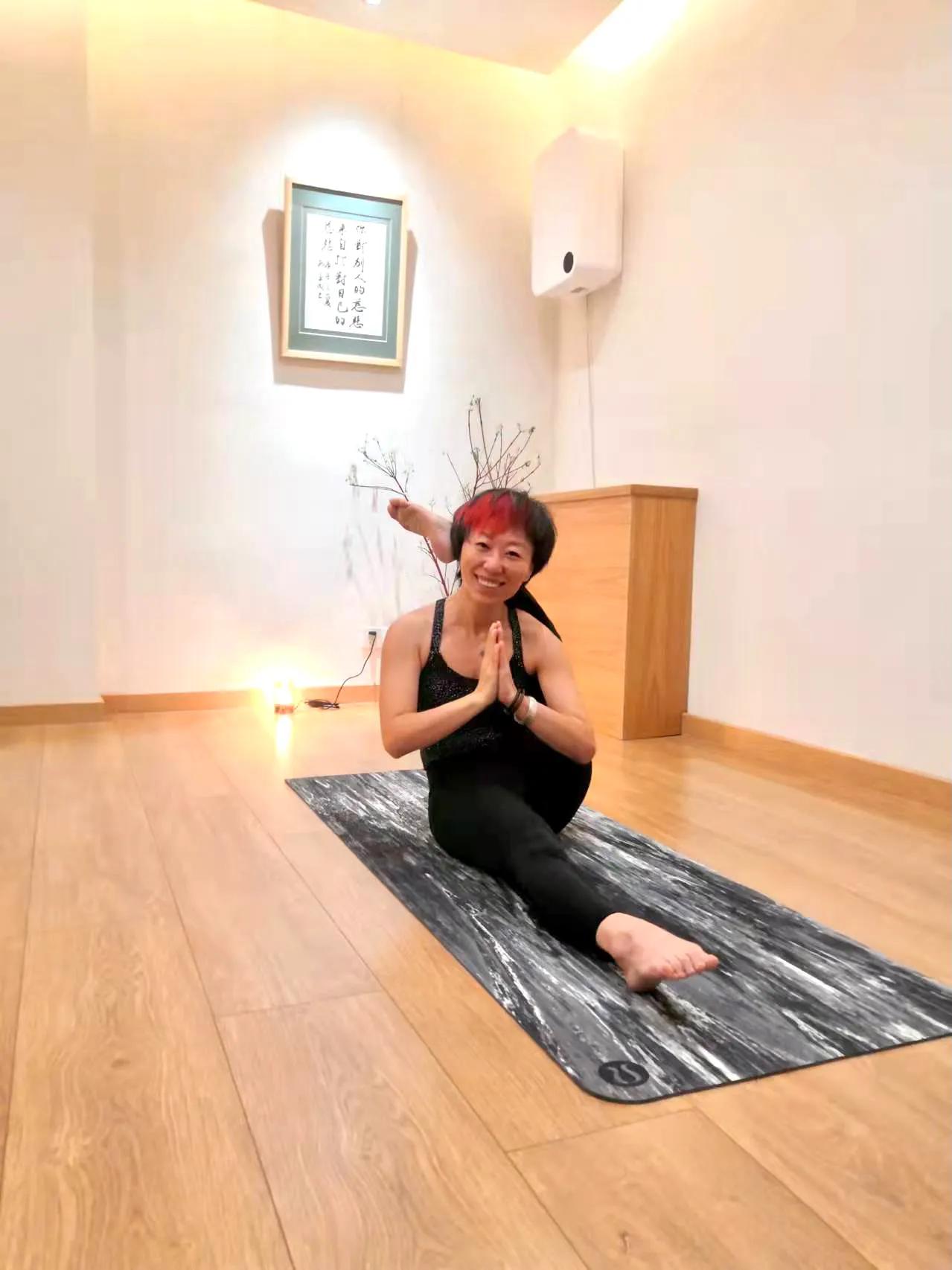 Li Lei Yoga - Self-Practice - iNEWS