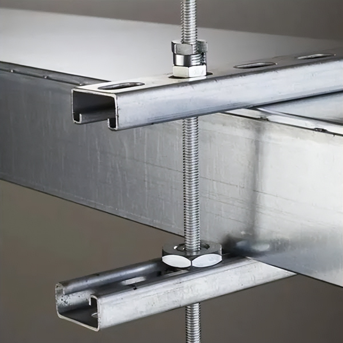 Support and hanger for refractory air duct - iNEWS