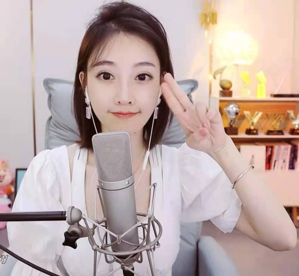 The second anniversary of the live broadcast of Feng Timo Station B ...