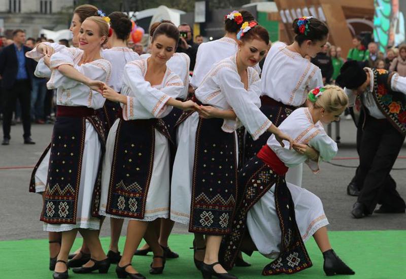 "Moldova" status quo, take you to see the real Moldova - iNEWS