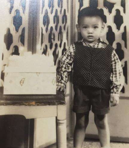 Jiao Enjun: The first artist signed by Qiong Yao, after two failed ...