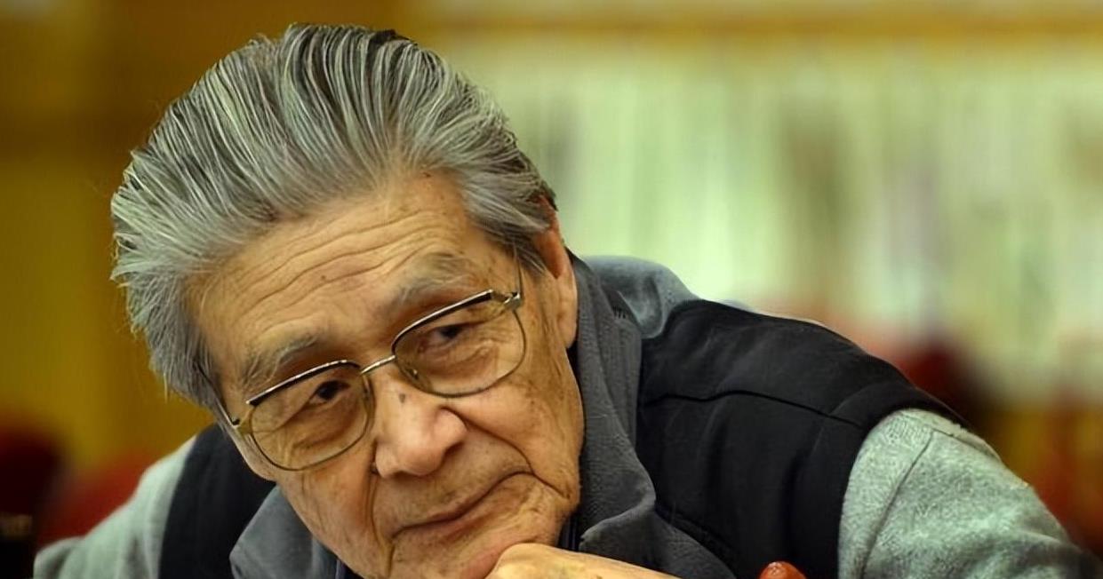 Daytime actor! Spy at night? The legendary life of 95-year-old "Jiang ...