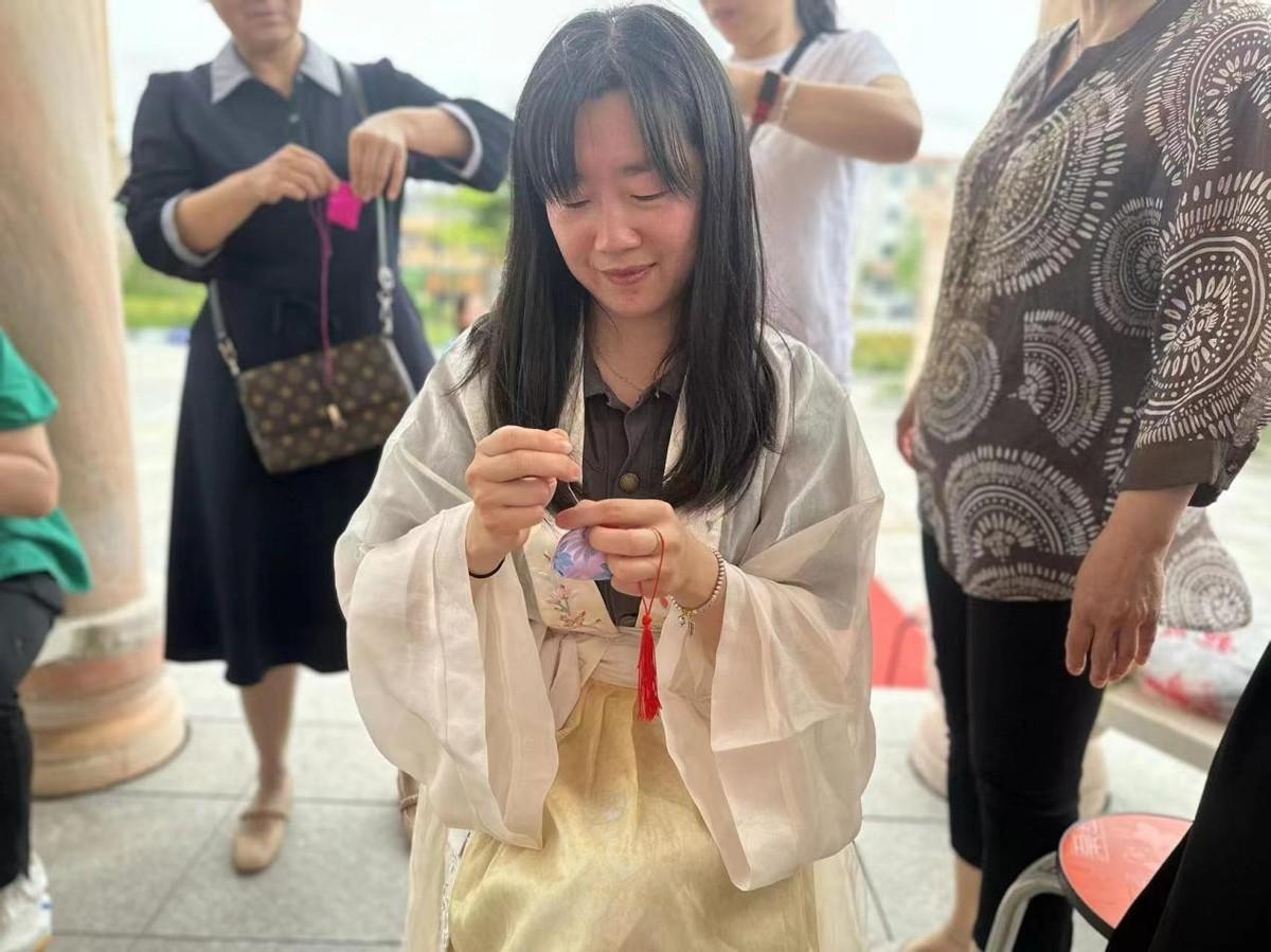 Heyang: National style and ancient rhyme, neon clothes and mugwort ...