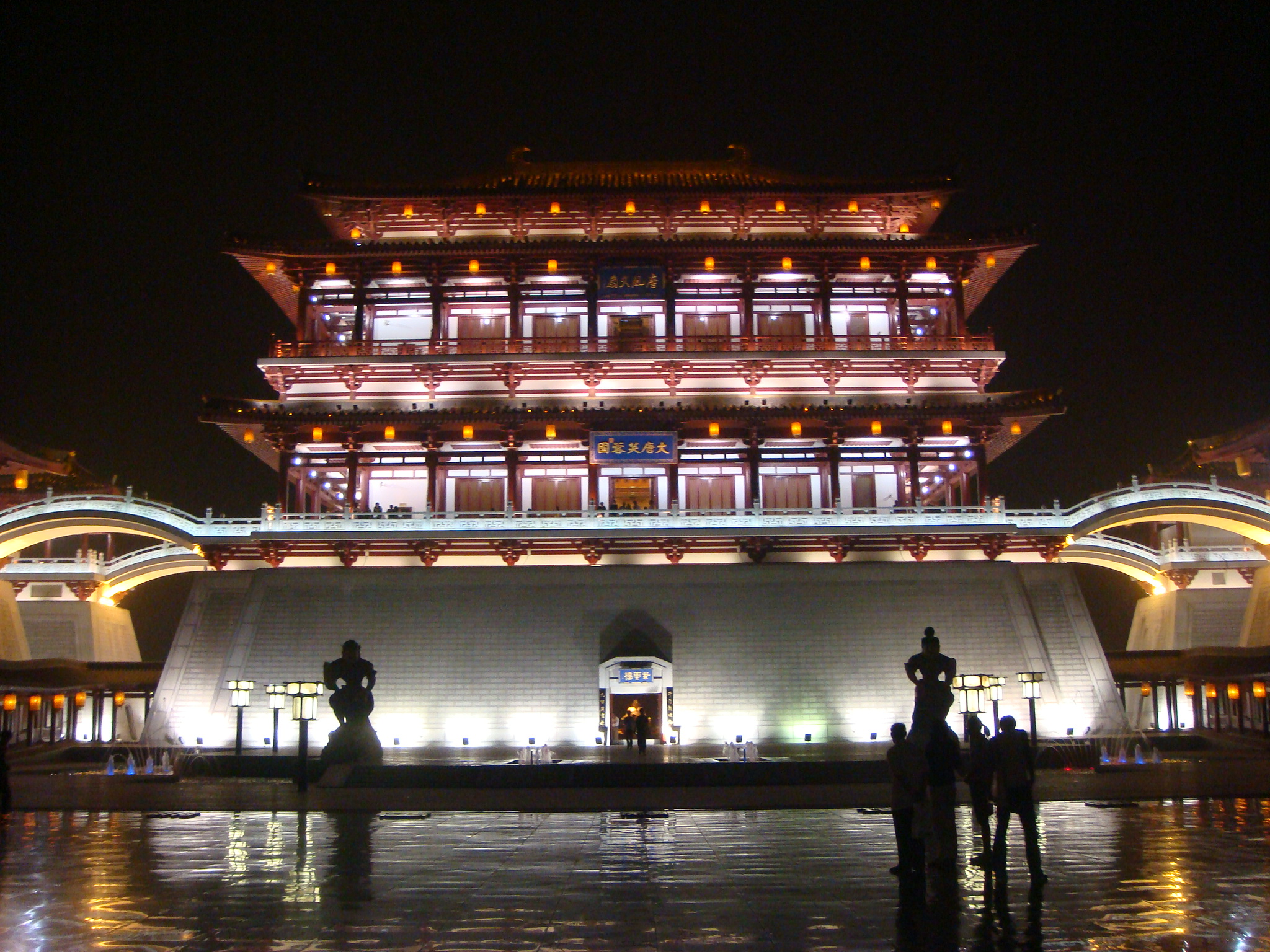 Xi'an Complex: Tang Yan Road, Yanping Gate of Sui and Tang Dynasties ...