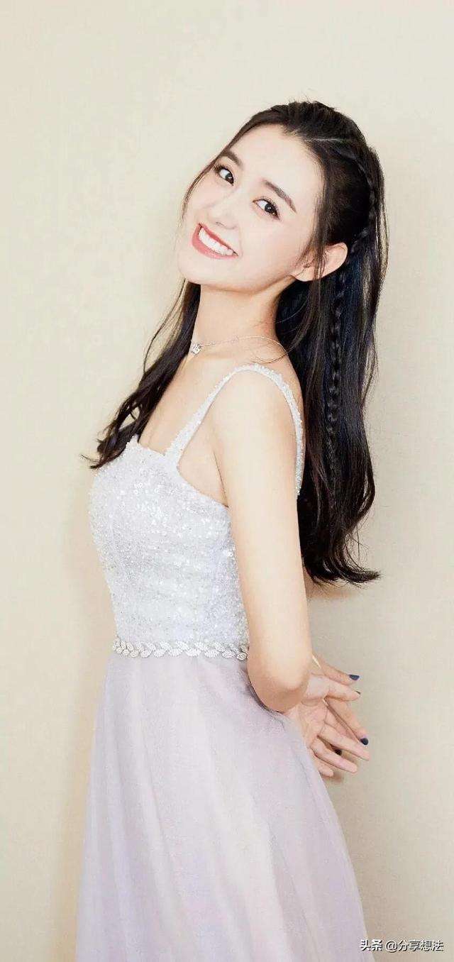 The leader said the little peanuts in the circle: Jiang Yiyi's current situation, Ju Jingyi Yu ...