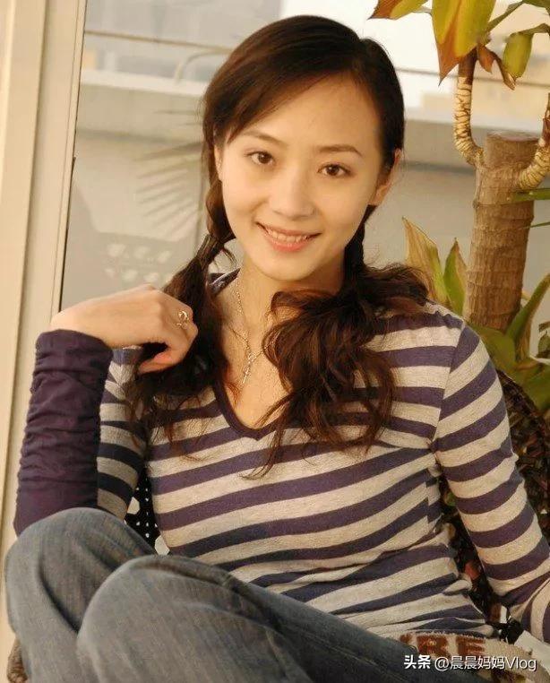 Share pictures - Qu Shanshan, goddess of temperament - iNEWS