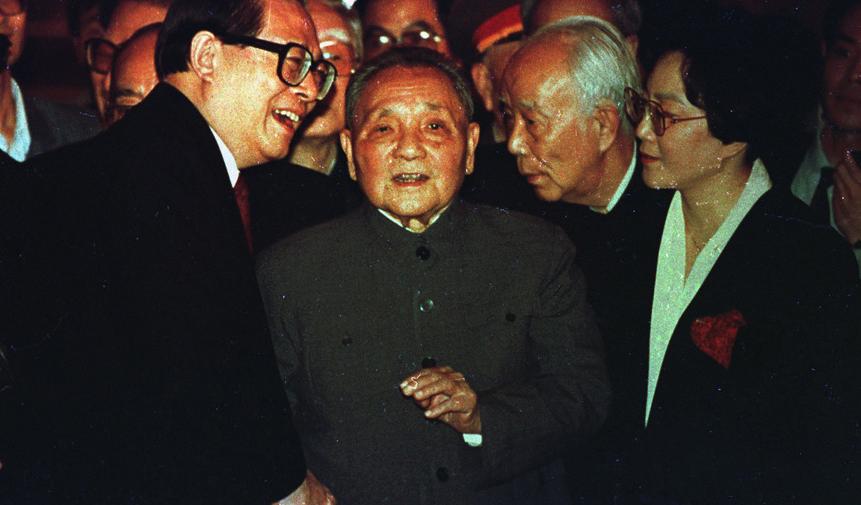 Deng Gong inspected Shanghai in 1994 and was asked "Why did Jiang Zemin ...