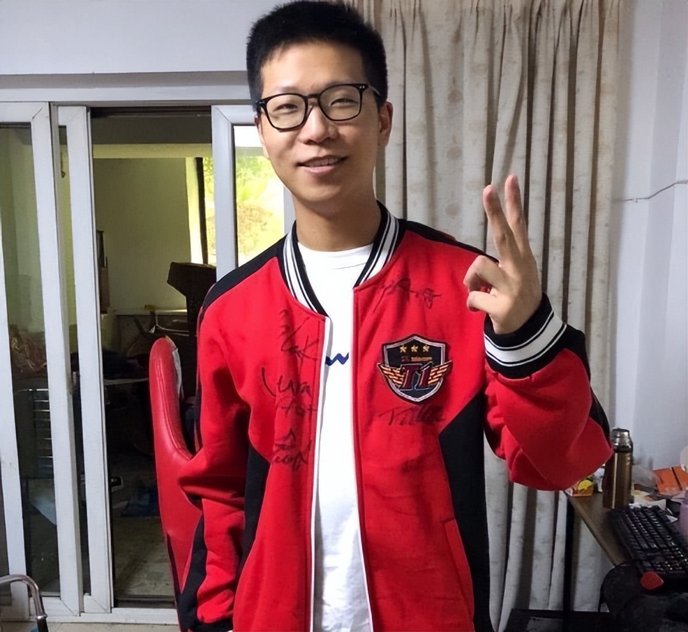 "Losing to Swift, not qualified to play LOL", Doinb responded with joy ...