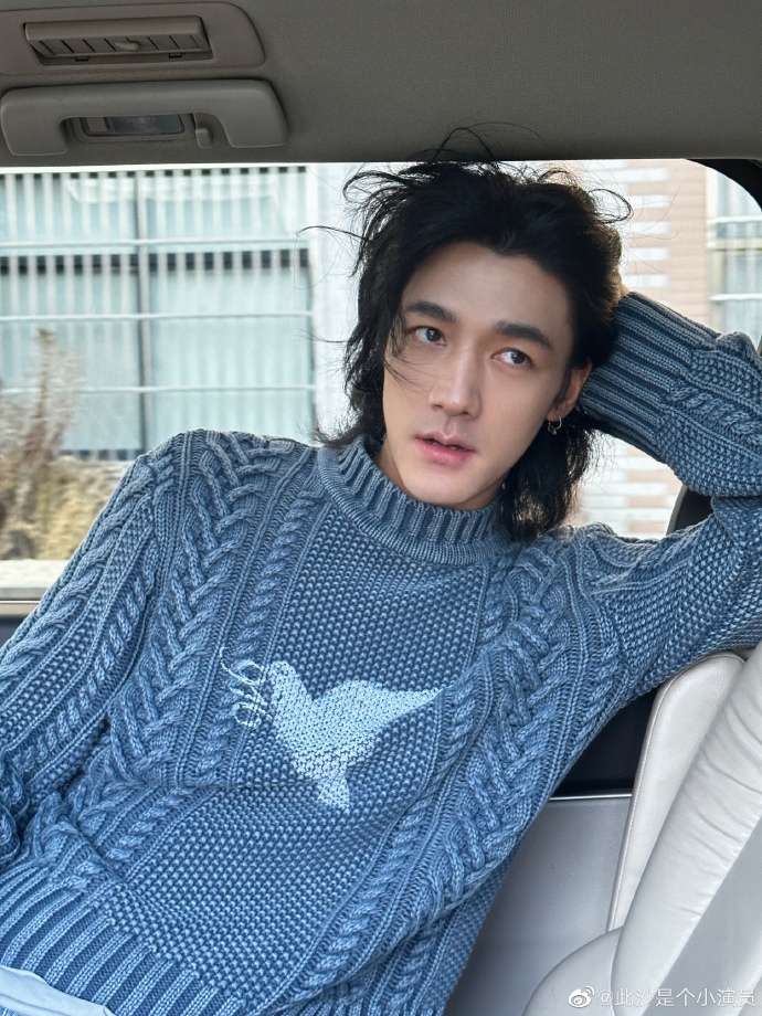 11.25 Picture: Deng Ziqi, Zhong Xintong, Sun Yi, Kong Xueer, Liu Yuxin ...